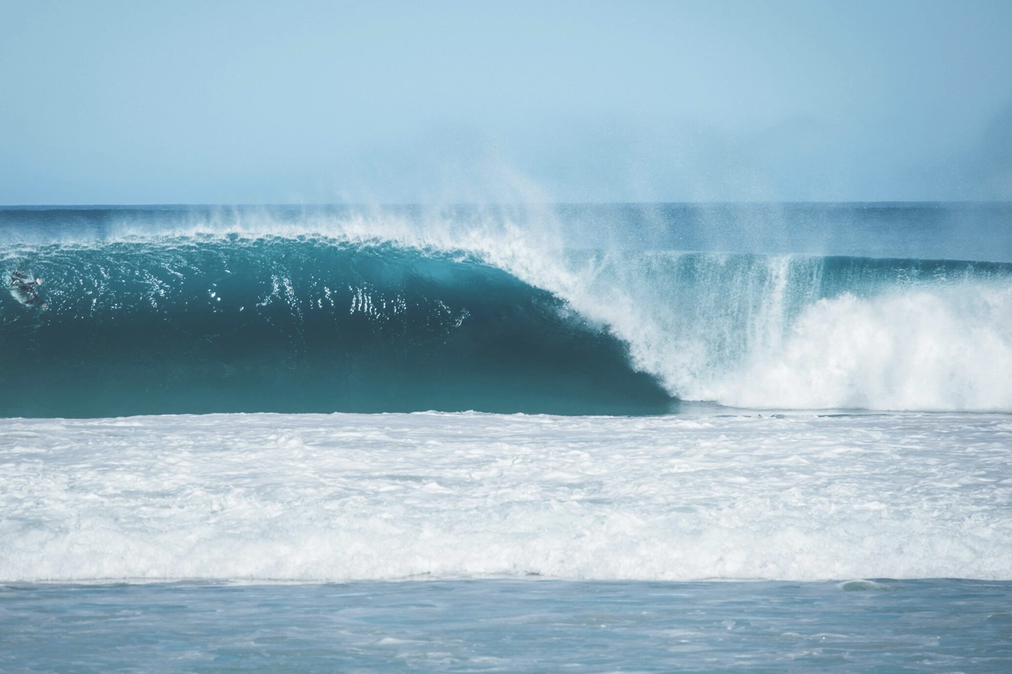 Top 5 Surf Destinations You Can Sail To